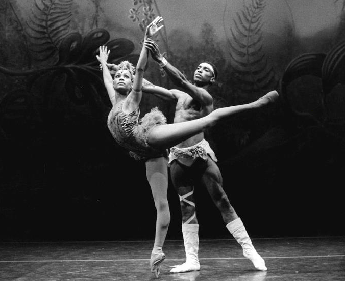 Christina Johnson – MOBBallet.org